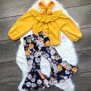 Matching Sets | Girl Boutique Floral Bell Bottom Outfit Set | Poshmark